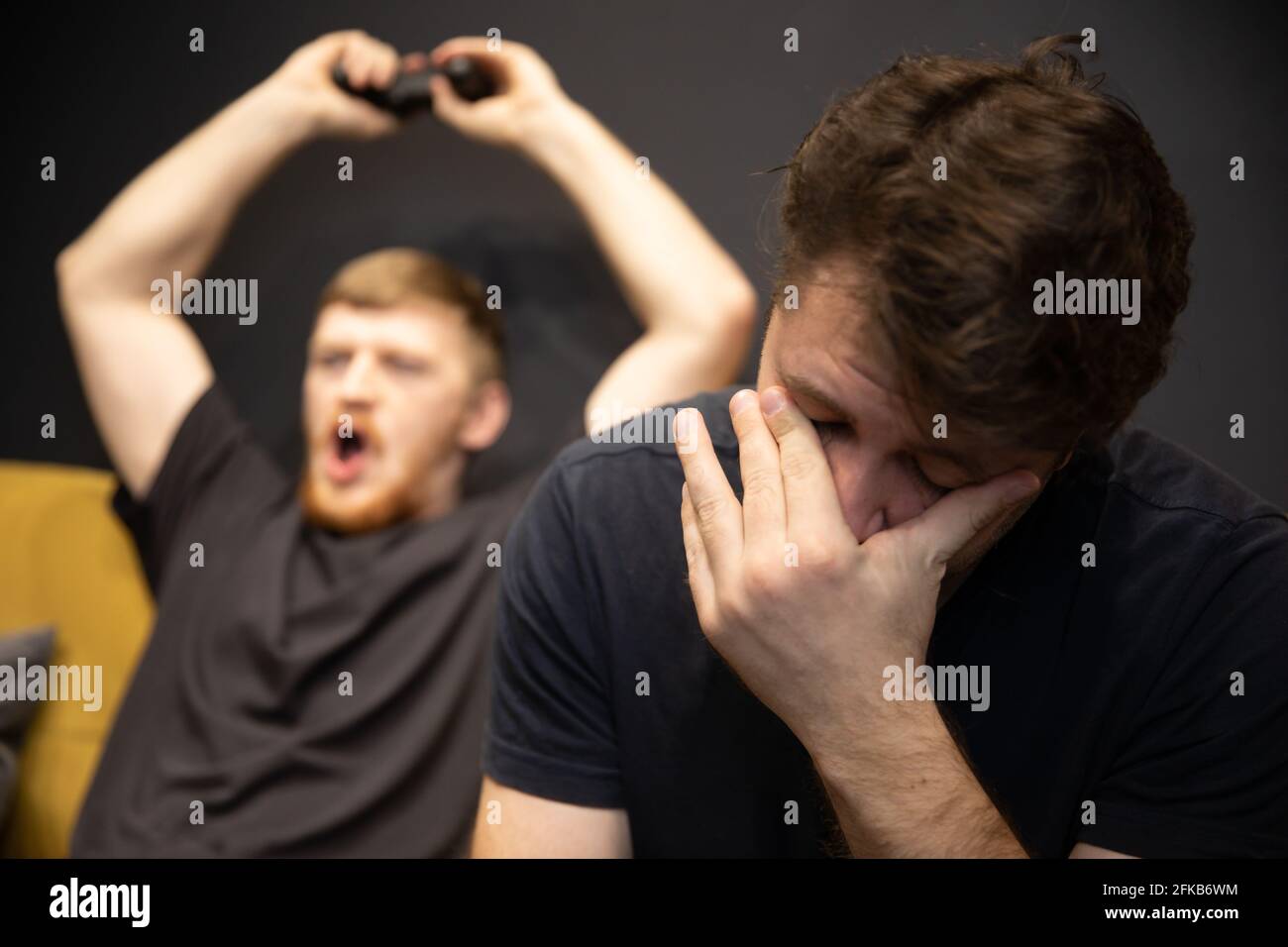 Friends console upset hi-res stock photography and images - Alamy