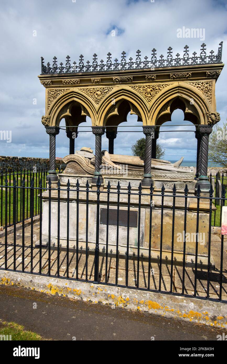 Grace darling grave hi-res stock photography and images - Alamy