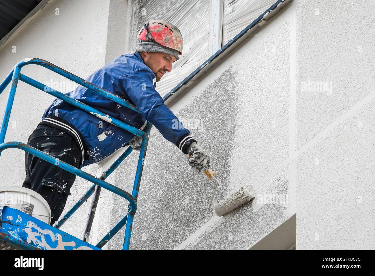 Construction worker painting hi-res stock photography and images - Alamy