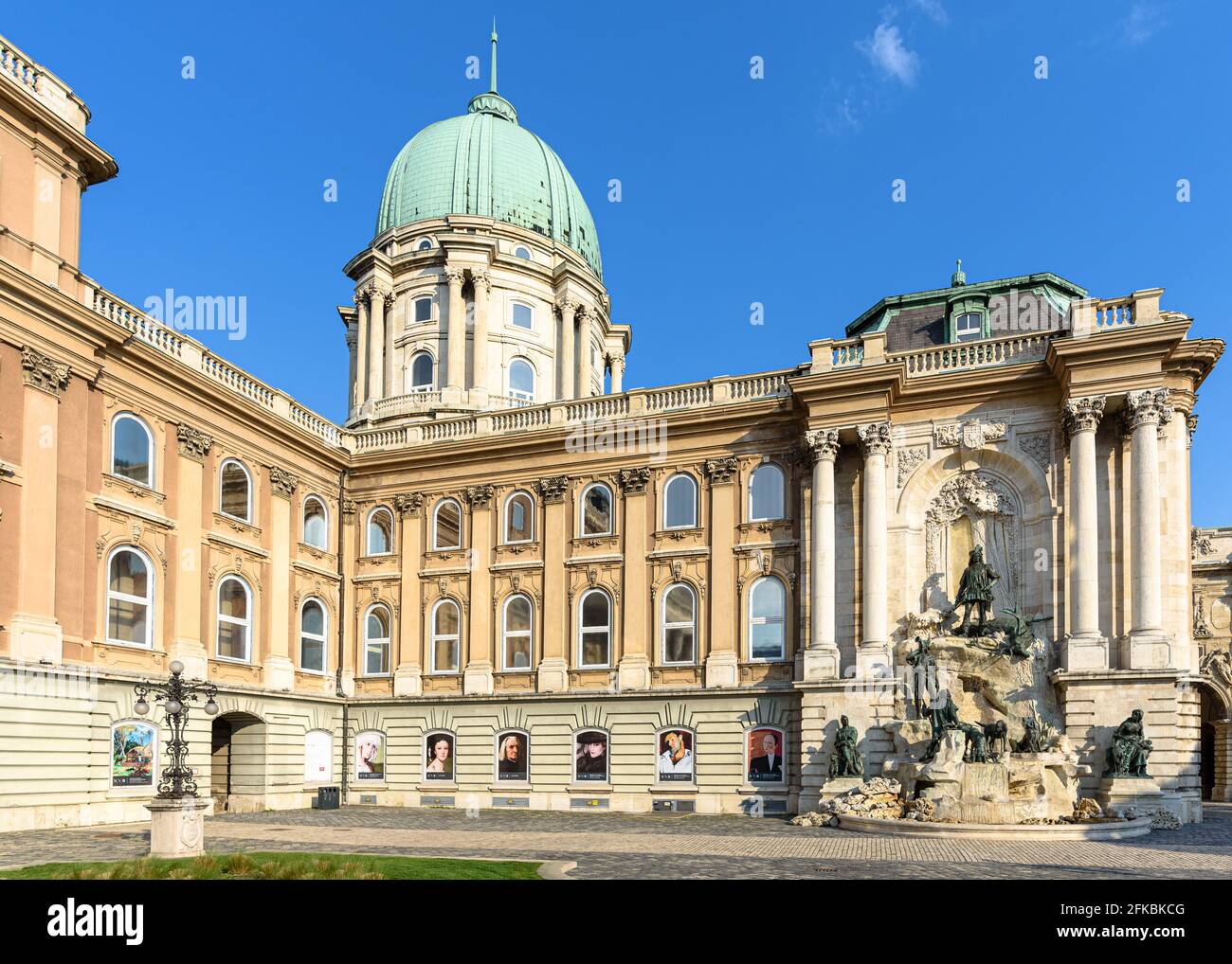 The Matthias Fountain in the side of the Royal Palace in the Buda ...