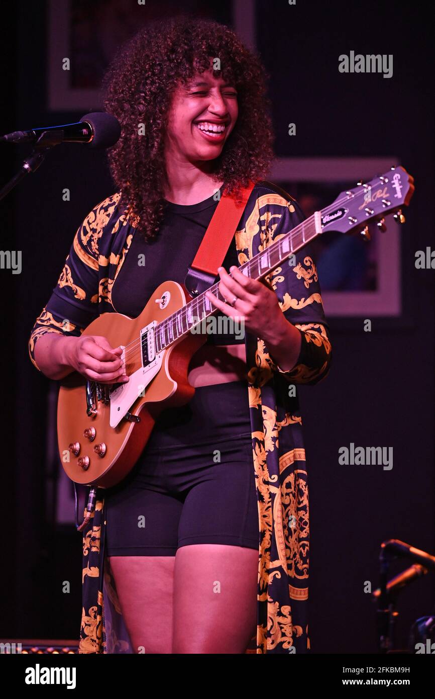 Jackie venson hi-res stock photography and images - Alamy