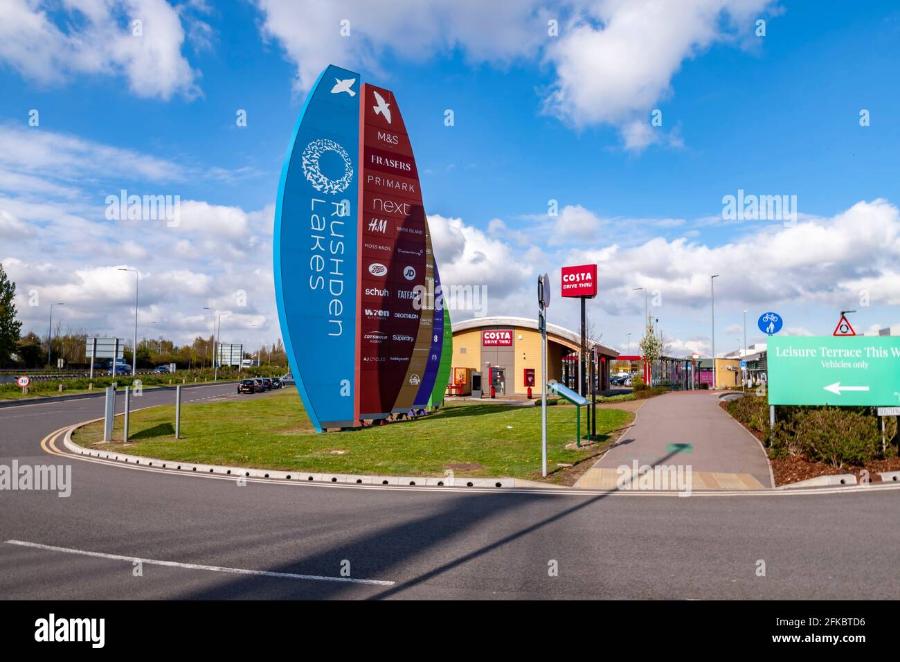 View from the Suspension footbridge over the A45 at Rushden Lakes ...