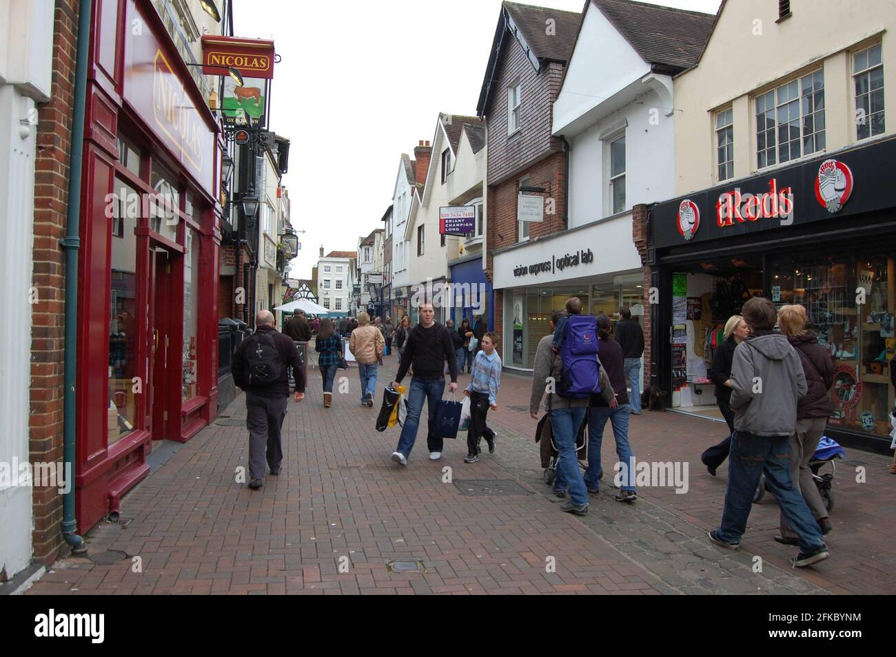 shopping in Salisbury centre of city Stock Photo - Alamy