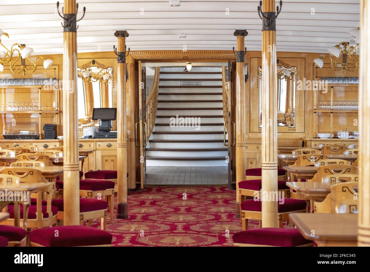 Steamboat float hi-res stock photography and images - Alamy