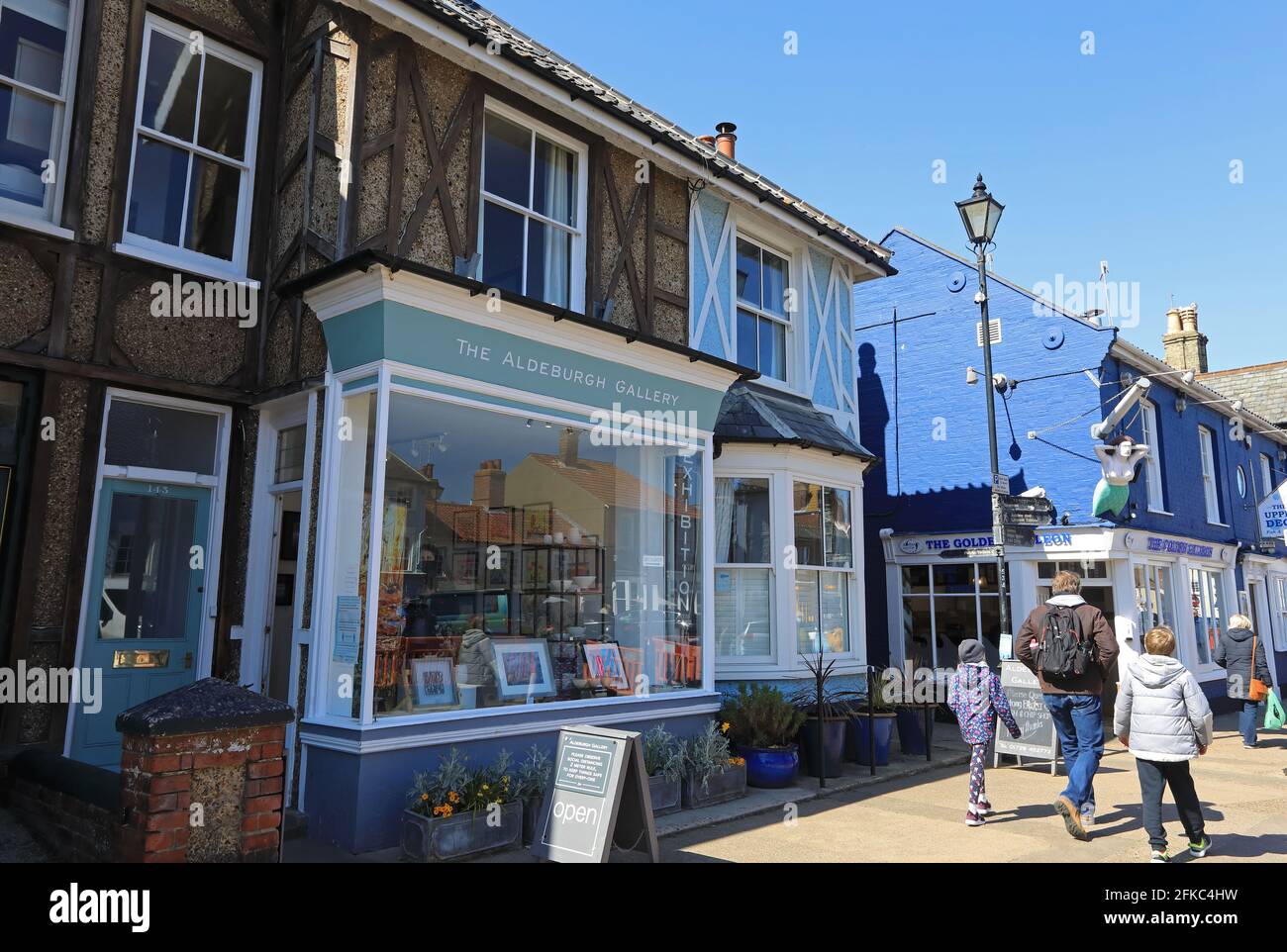 Aldeburgh high street suffolk uk hi-res stock photography and images ...