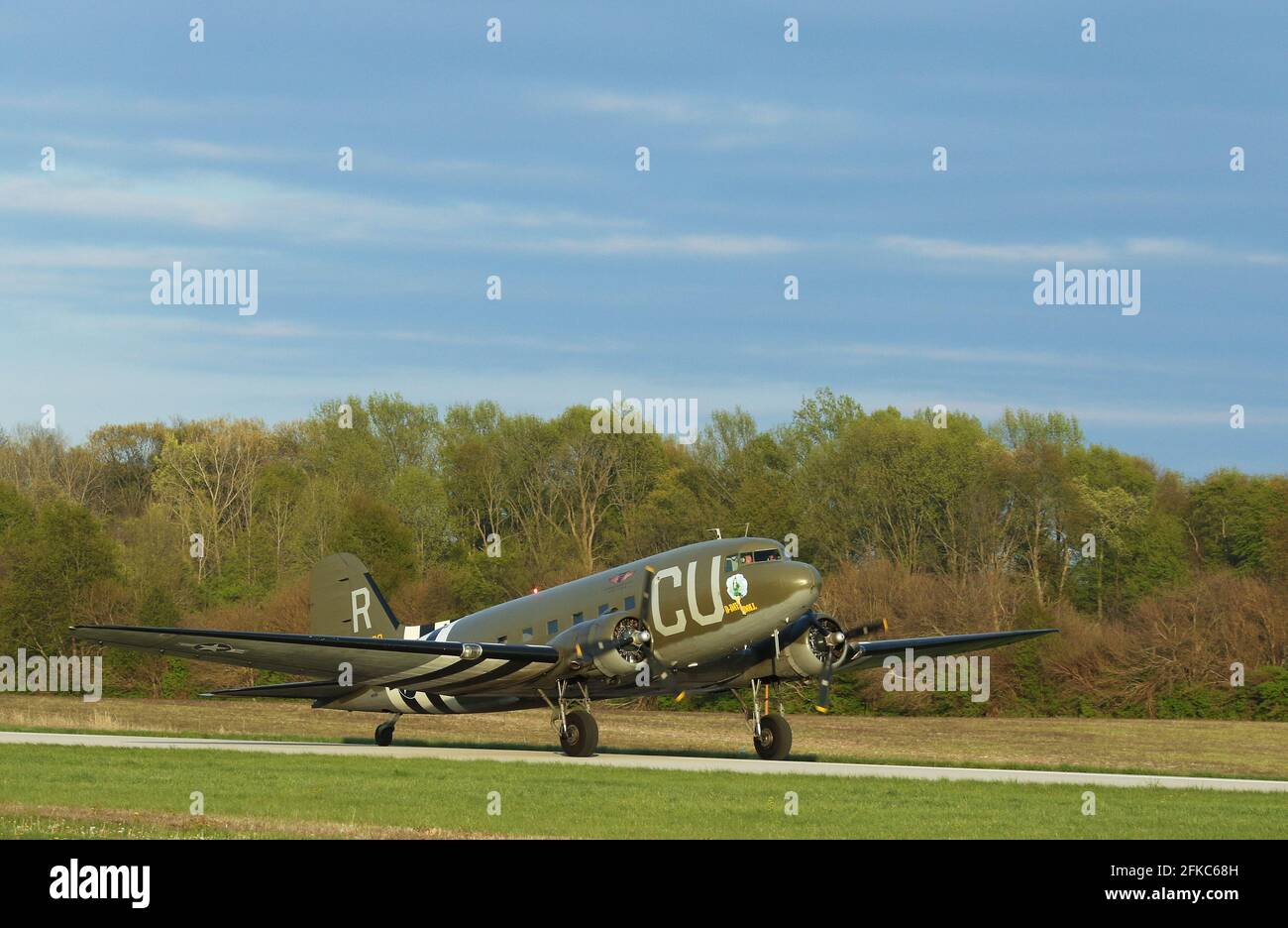 Ww2 american military airplanes hi-res stock photography and images - Alamy