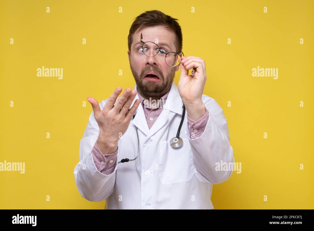 Blind glasses hi-res stock photography and images - Alamy