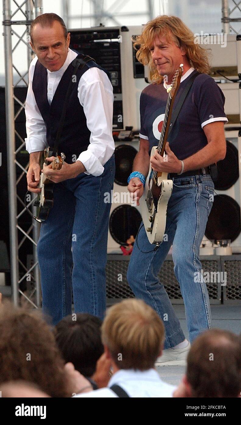 STATUS QUO'S RICK PARFITT AND FRANCIS ROSSI ON STAGE ABOARD HMS ARK ...