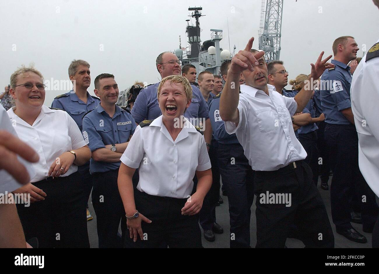 SAIL;ORS ROCK TO STATUS QUO'S RICK PARFITT AND FRANCIS ROSSI ON STAGE ...