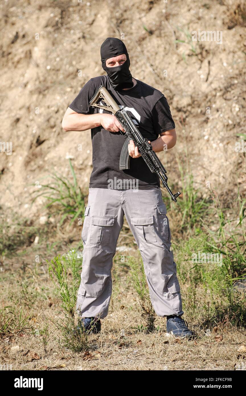 Army Soldier detachment during complex anti-terrorist exercises ...