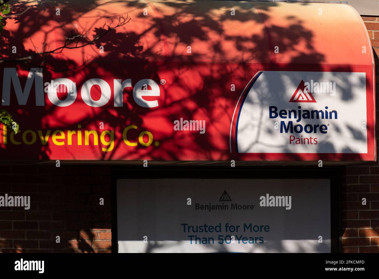 Benjamin logo hi-res stock photography and images - Alamy