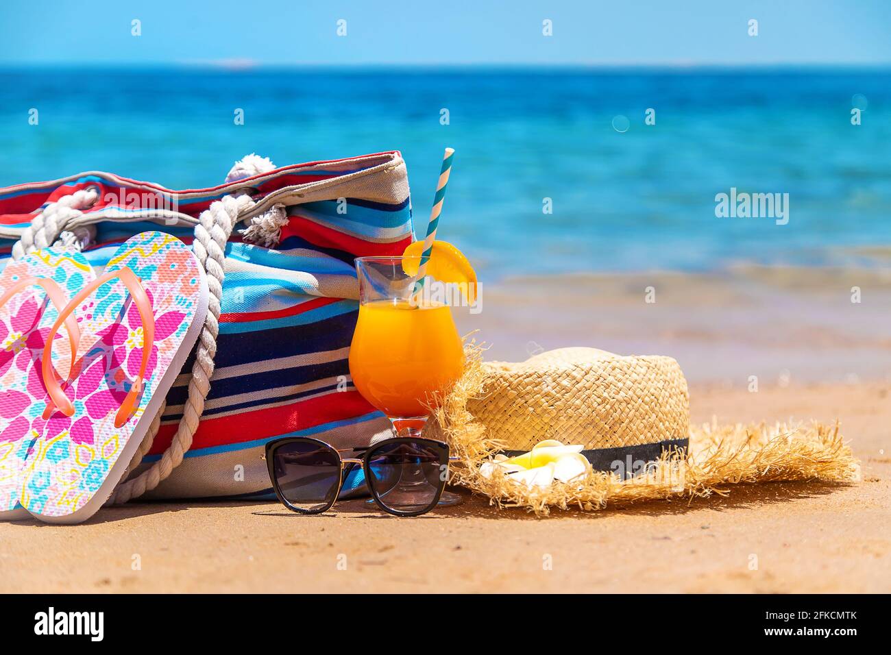 Things on beach sea selective hi-res stock photography and images - Alamy