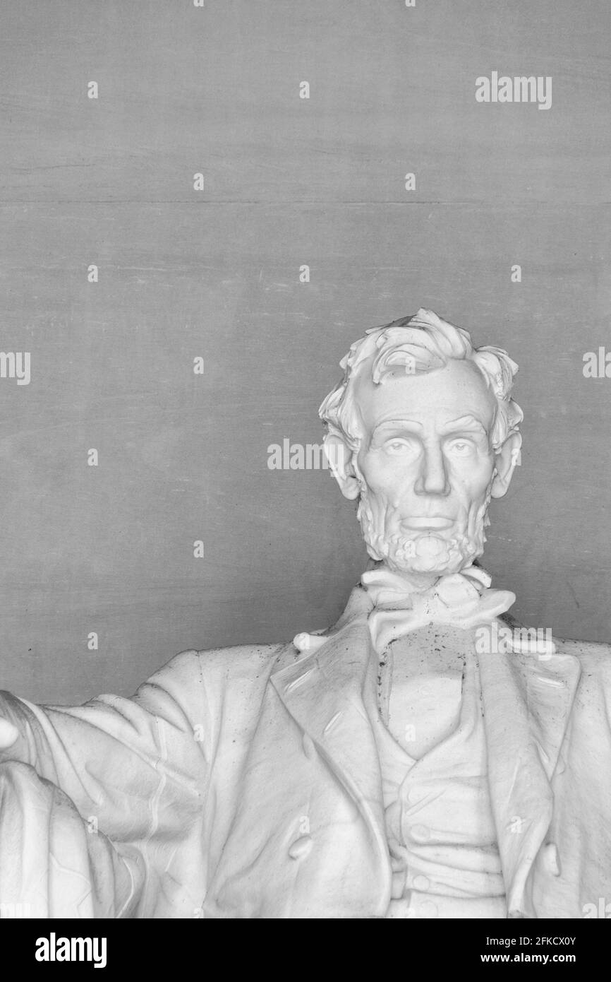 Statue abraham lincoln inside lincoln memorial Black and White Stock ...