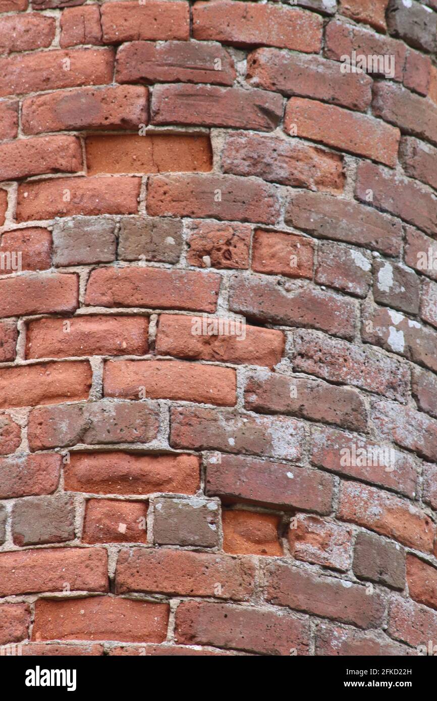 Dark black brick patterns hi-res stock photography and images - Alamy