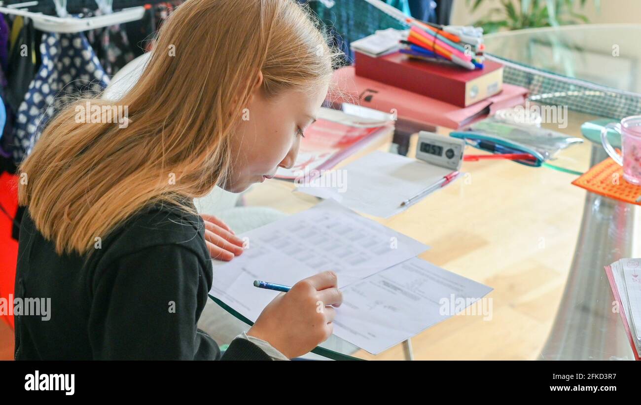 Educationsurrey hi-res stock photography and images - Alamy