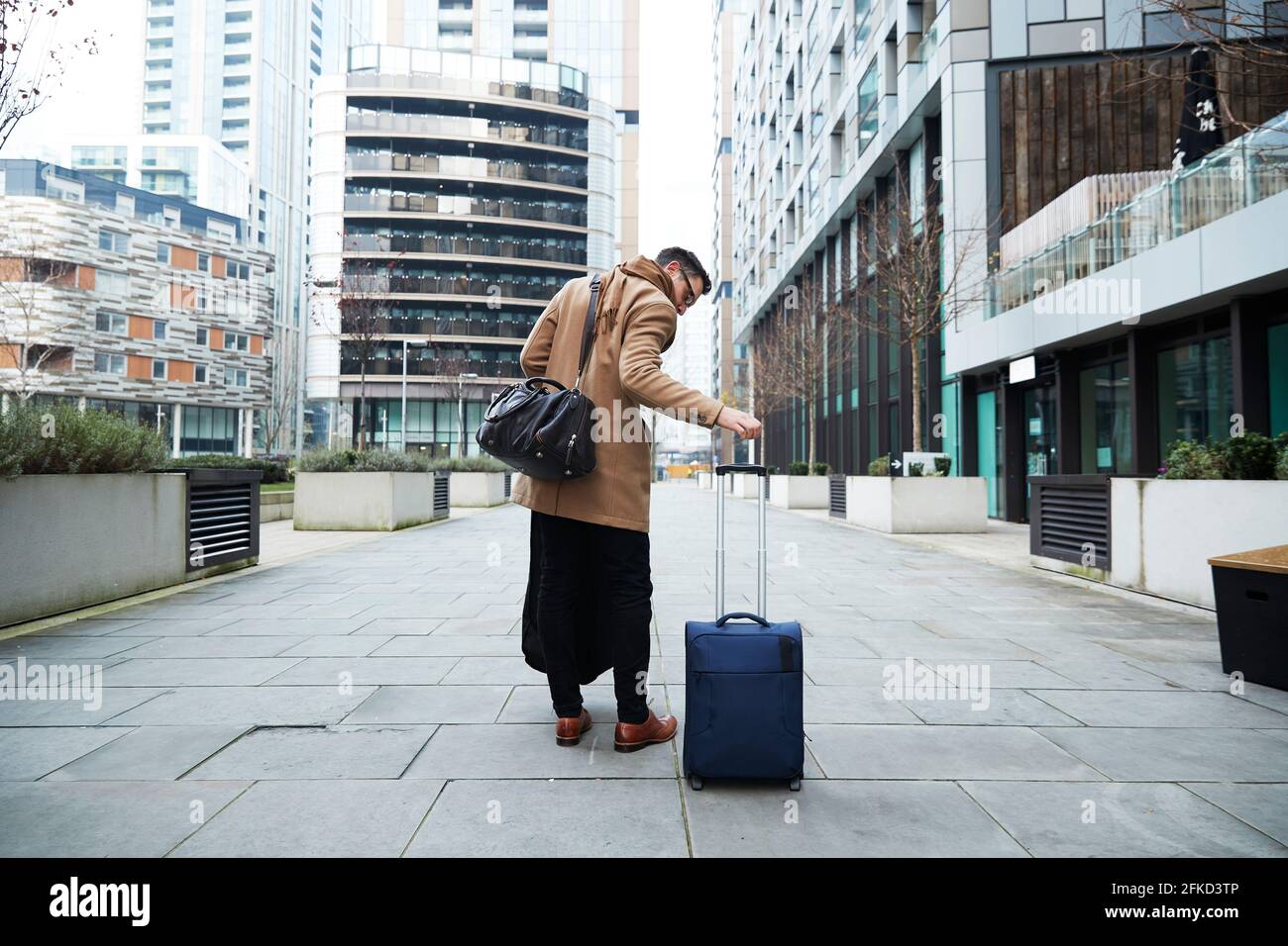 Rear man london hi-res stock photography and images - Alamy