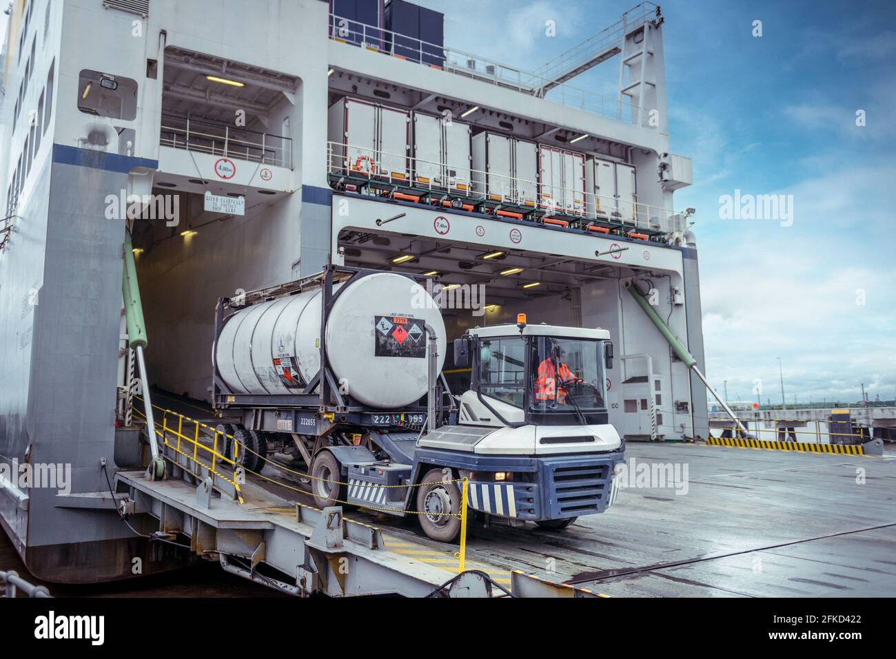 Uk gas terminal hi-res stock photography and images - Alamy