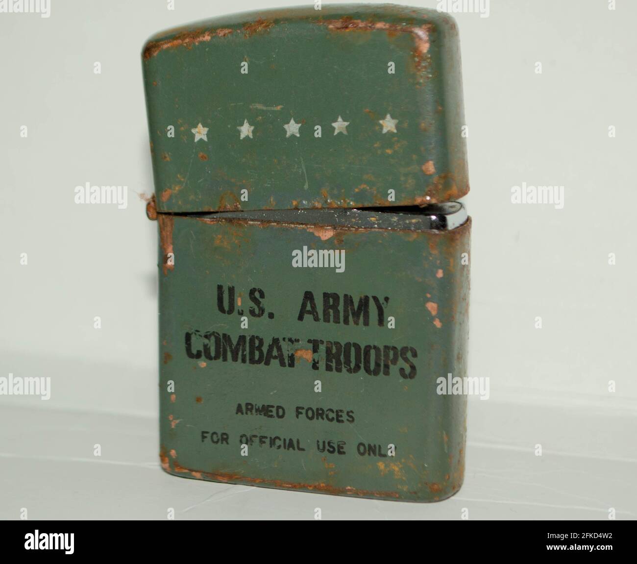Army lighters hi-res stock photography and images - Alamy