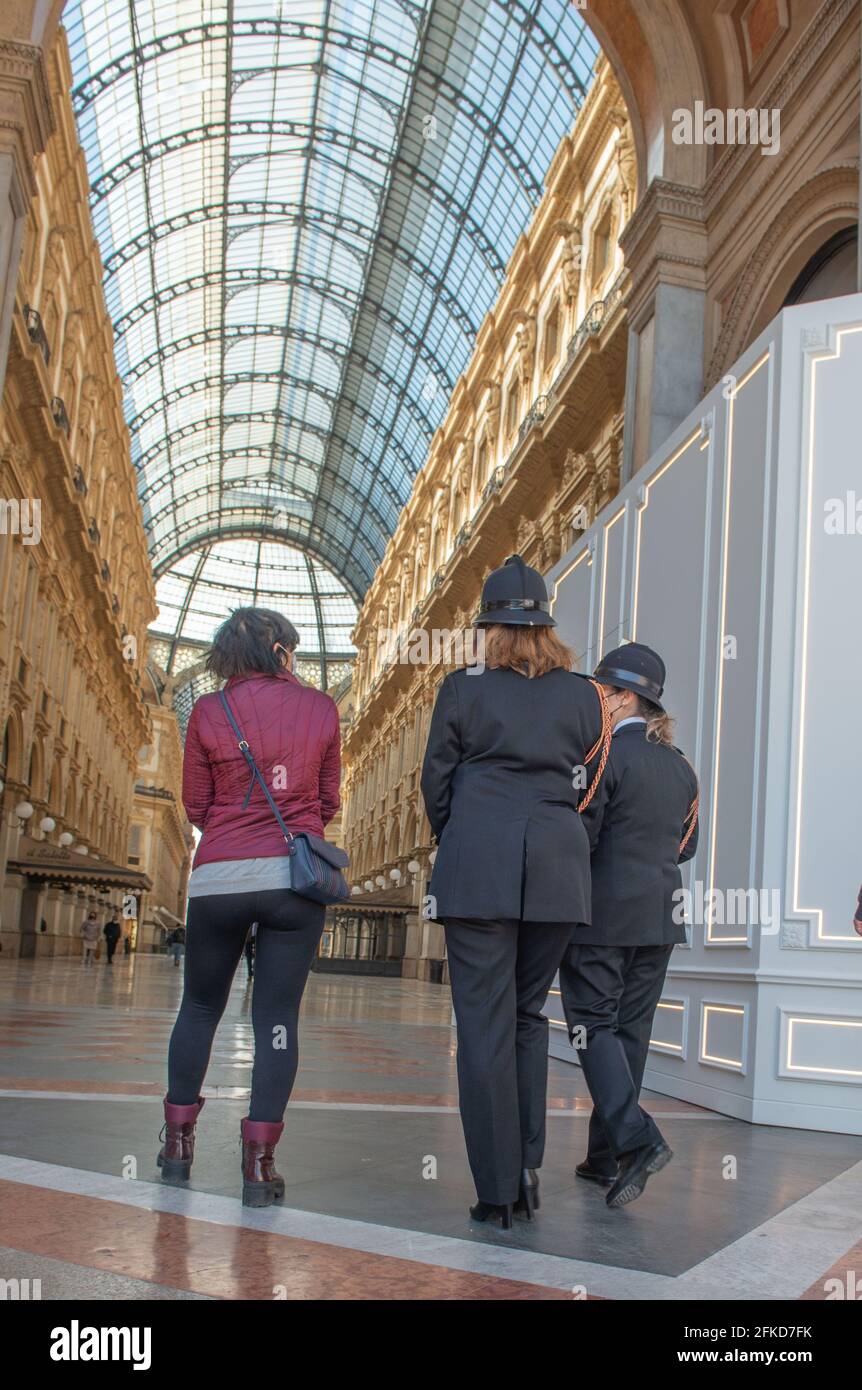 Luxury security guard hi-res stock photography and images - Alamy