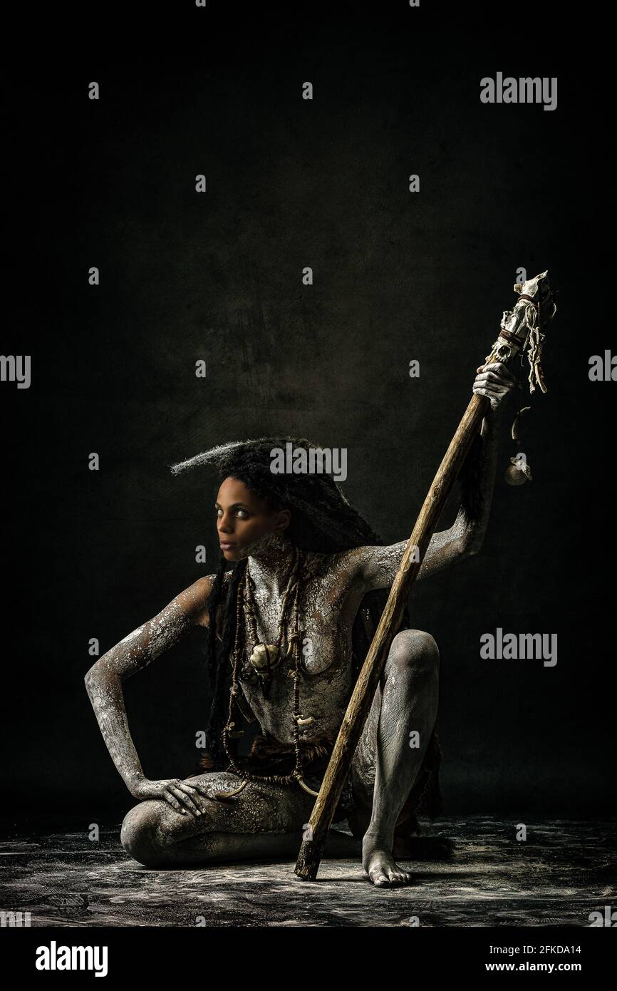 Shaman africa hi-res stock photography and images - Alamy