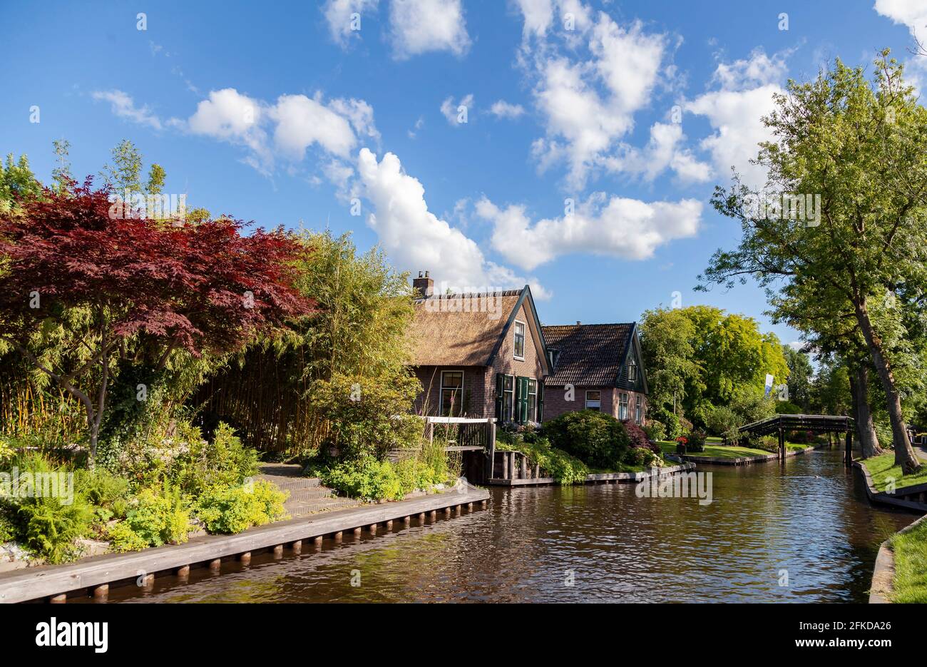 A house surrounded by water Stock Photo - Alamy