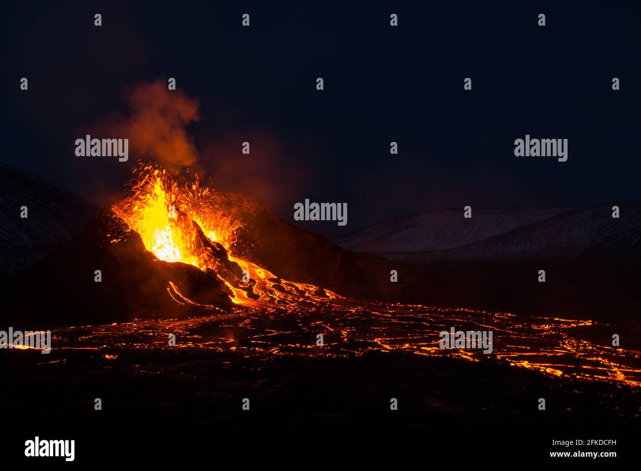 The eruption site of Geldingadalir volcano in Fagradalsfjall mountain ...