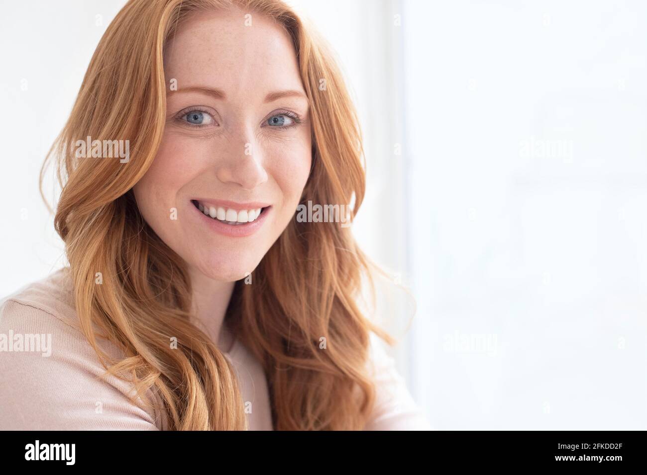 Female happiness hi-res stock photography and images - Alamy