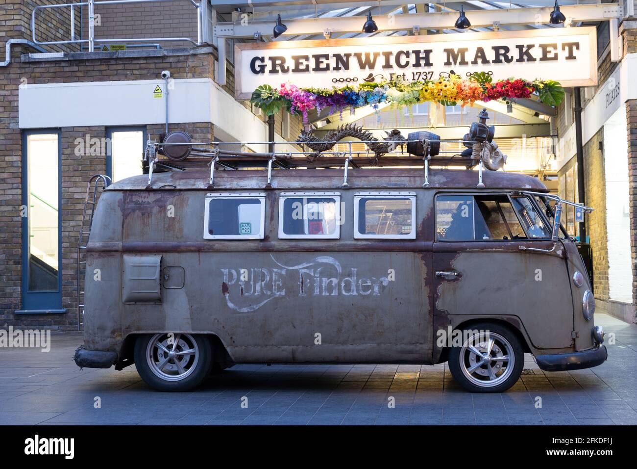 VOLKSWAGEN VAN park in Greenwich market, cutty sark, London Stock Photo ...