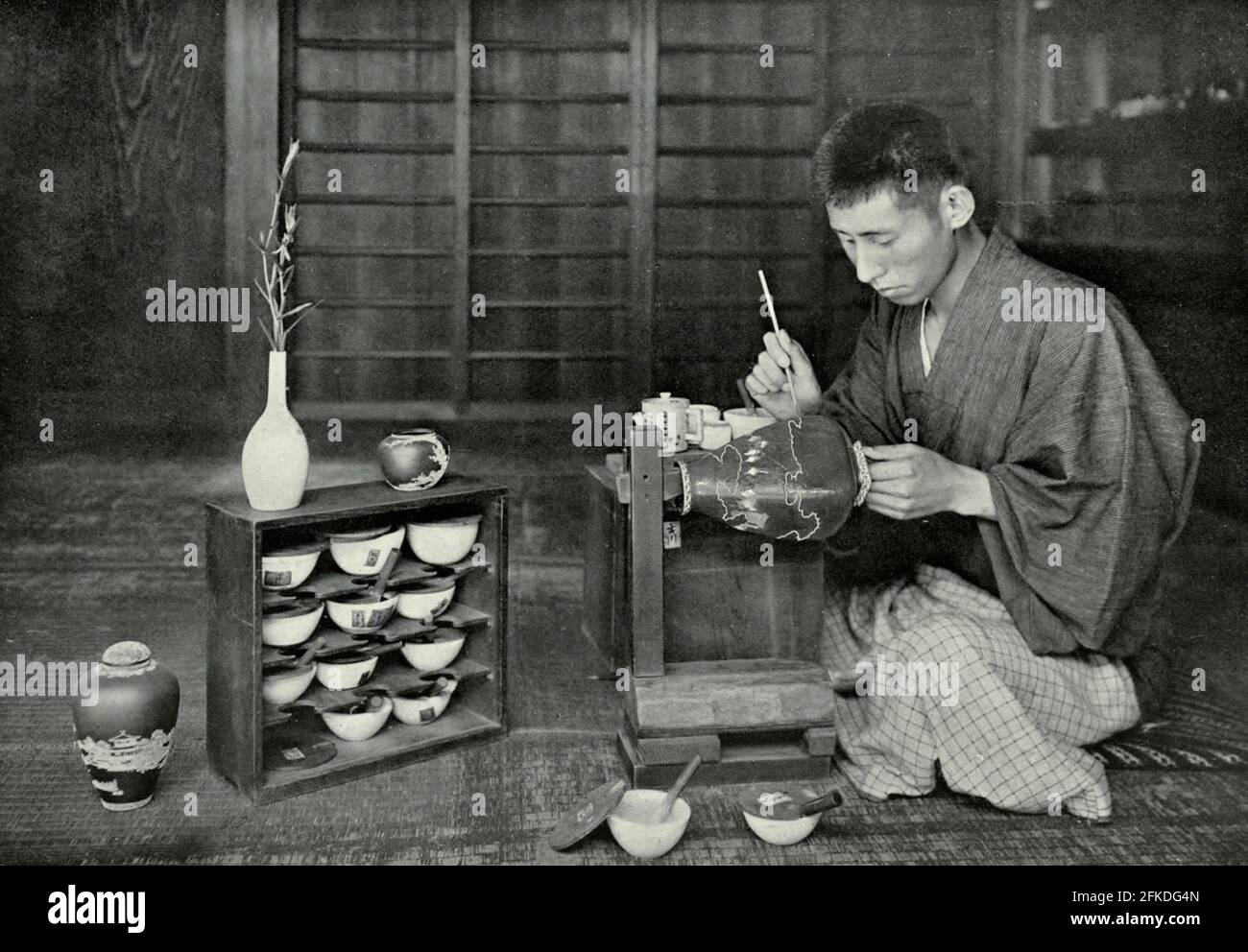 Cloisonne hi-res stock photography and images - Alamy