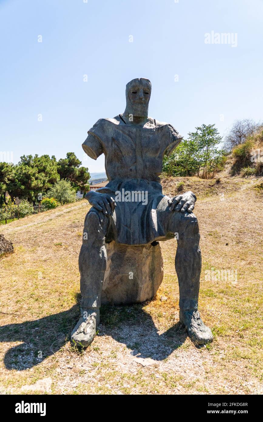 Memorial of georgian warrior heroes hi-res stock photography and images ...