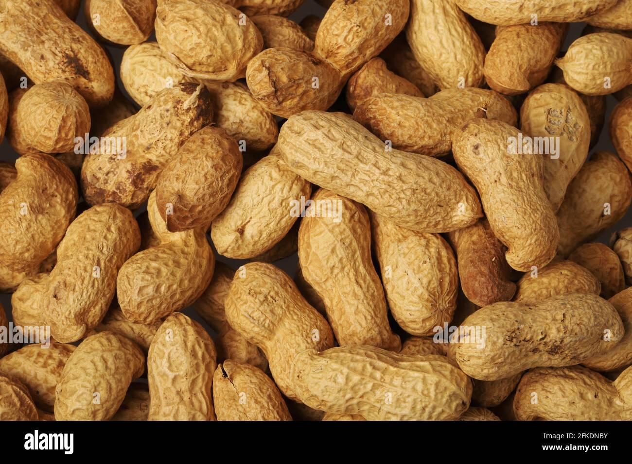 Rosted peanuts hi-res stock photography and images - Alamy