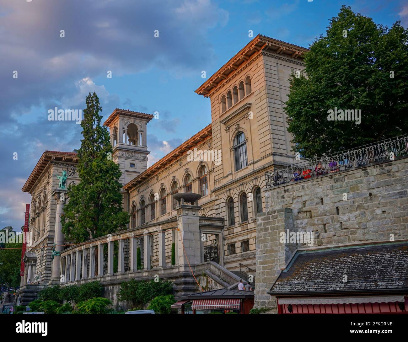Palais de style renaissance hi-res stock photography and images - Alamy