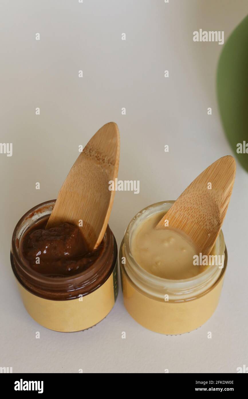 Texture close up Almond Butter or Peanut butter Stock Photo - Alamy