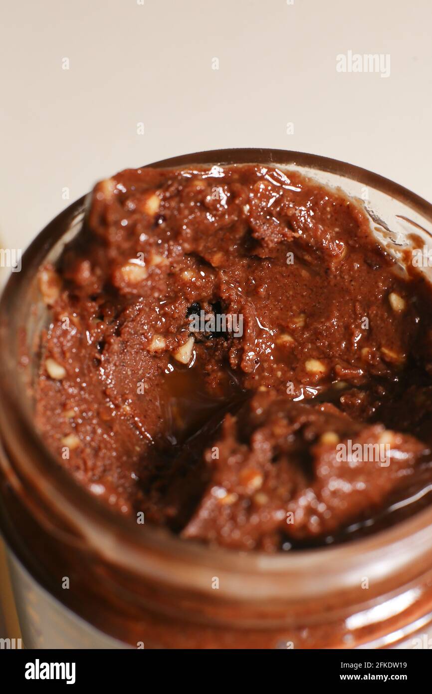 Texture close up Almond Butter Stock Photo - Alamy