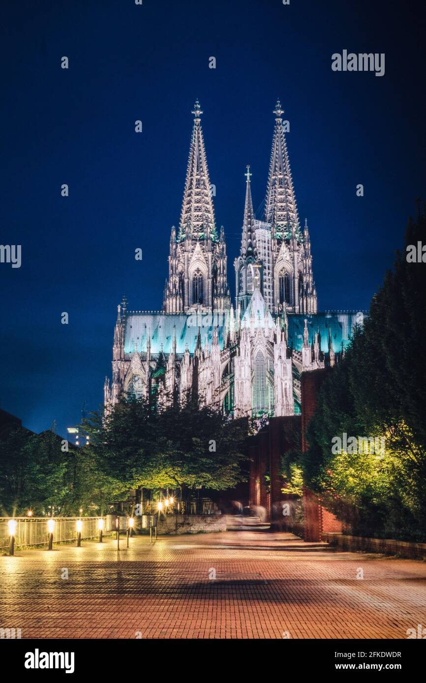 Kolner dom cathedral hi-res stock photography and images - Alamy