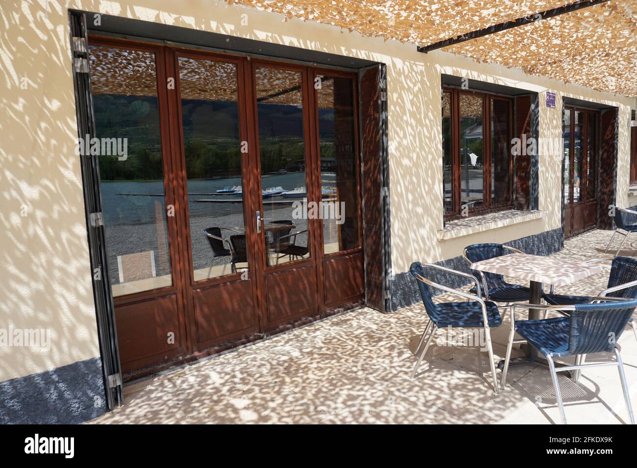 amazing shade design from the funky cover roof on the wall, floor and ...