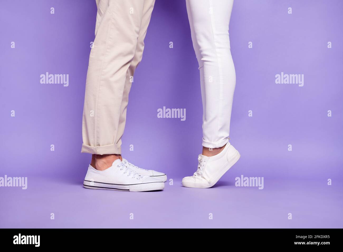Tip toes hi-res stock photography and images - Alamy