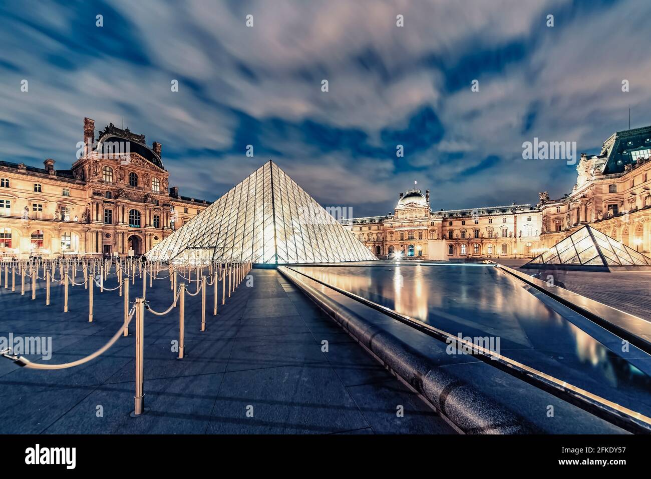 Louvre pyramid structure hi-res stock photography and images - Alamy