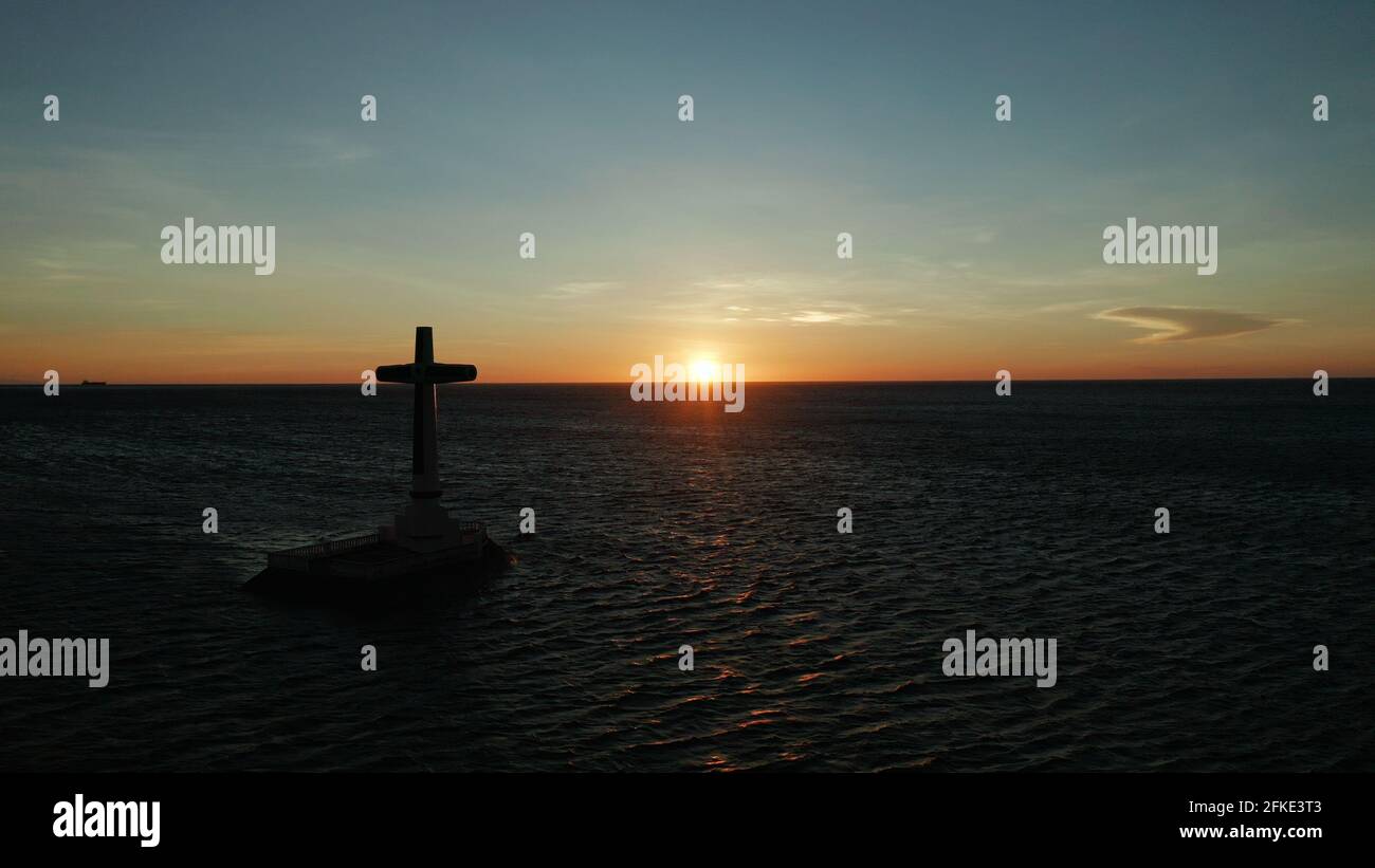 Underwater cemetery hi-res stock photography and images - Alamy