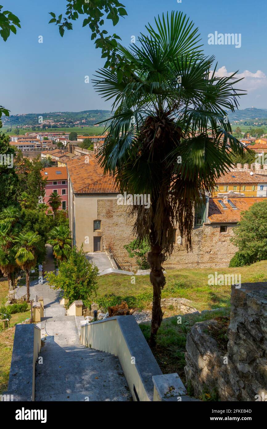 Village of verona hi-res stock photography and images - Alamy