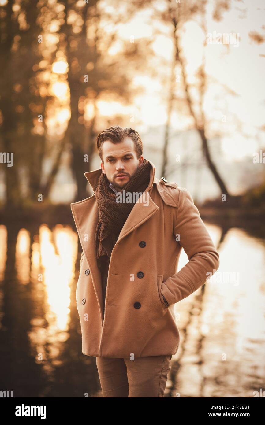 Man outdoors portrait backlight hi-res stock photography and images - Alamy