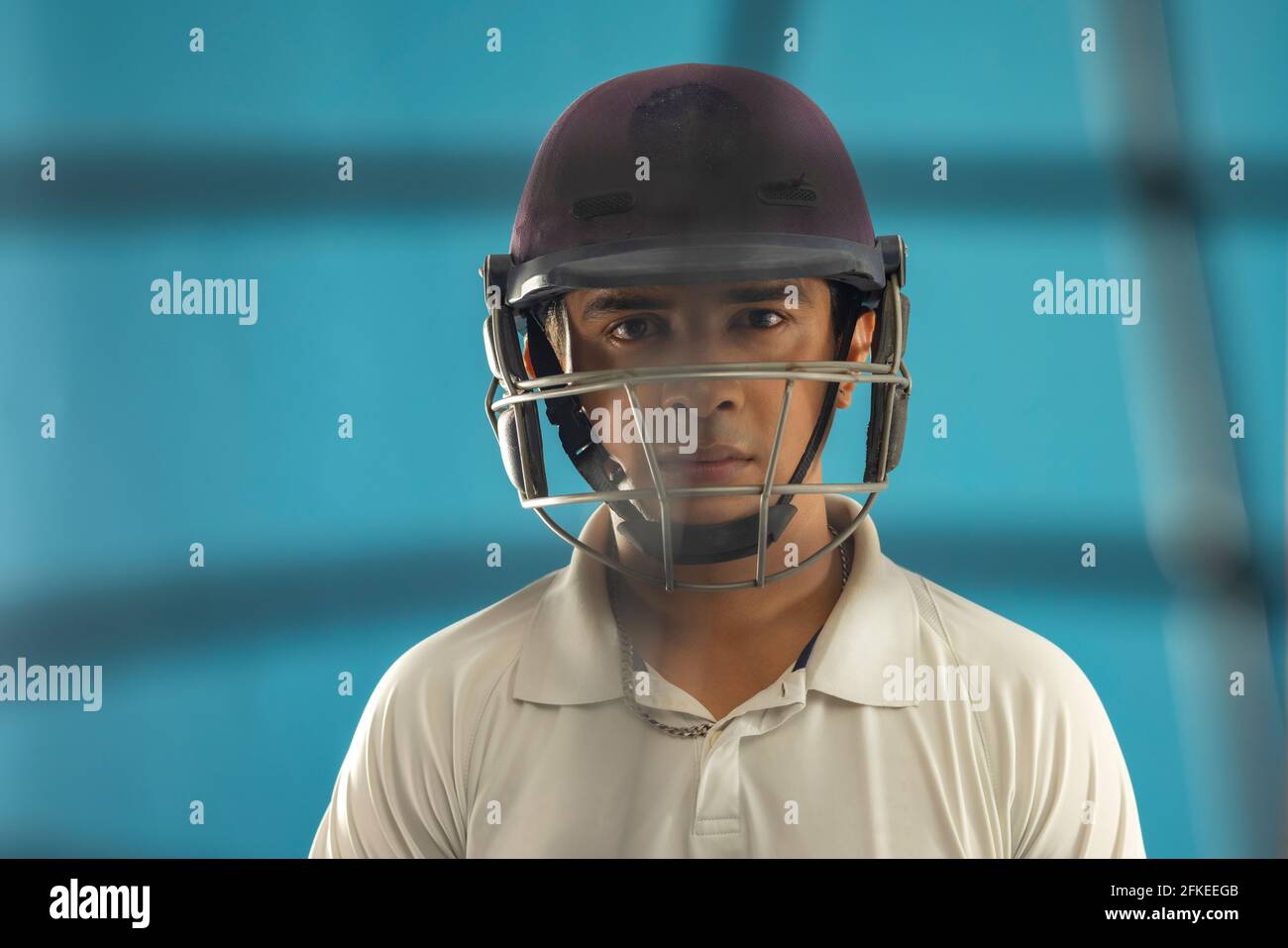 Helmet camera cricket hi-res stock photography and images - Alamy
