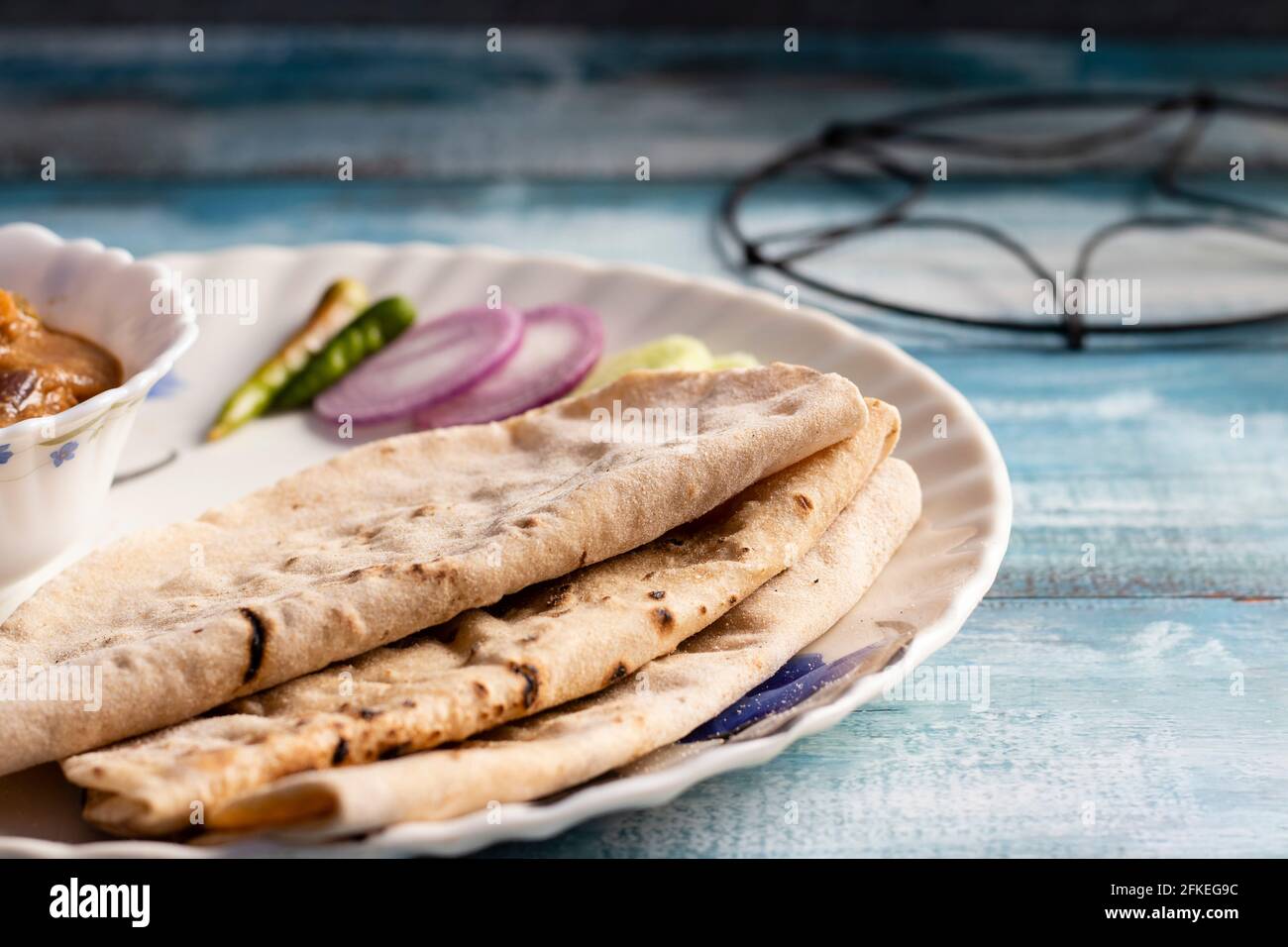 Roti with sabji hi-res stock photography and images - Alamy