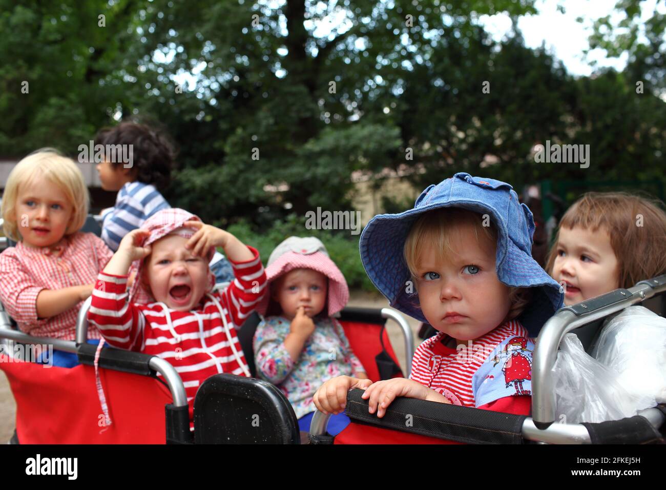 Zoo visit hi-res stock photography and images - Alamy