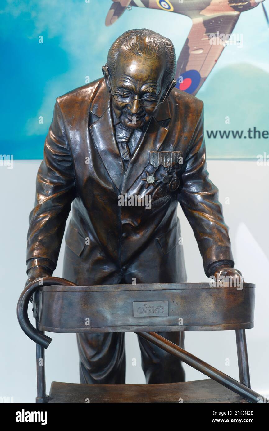 Bronze statue of the late Sir Captain Thomas Moore created by sculptor ...