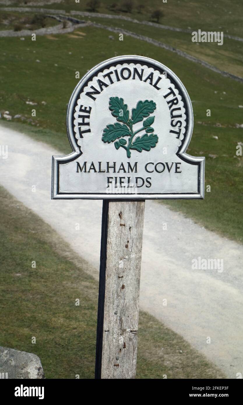 National Trust Welcome Signpost for Malham Cove Fields, Malham ...
