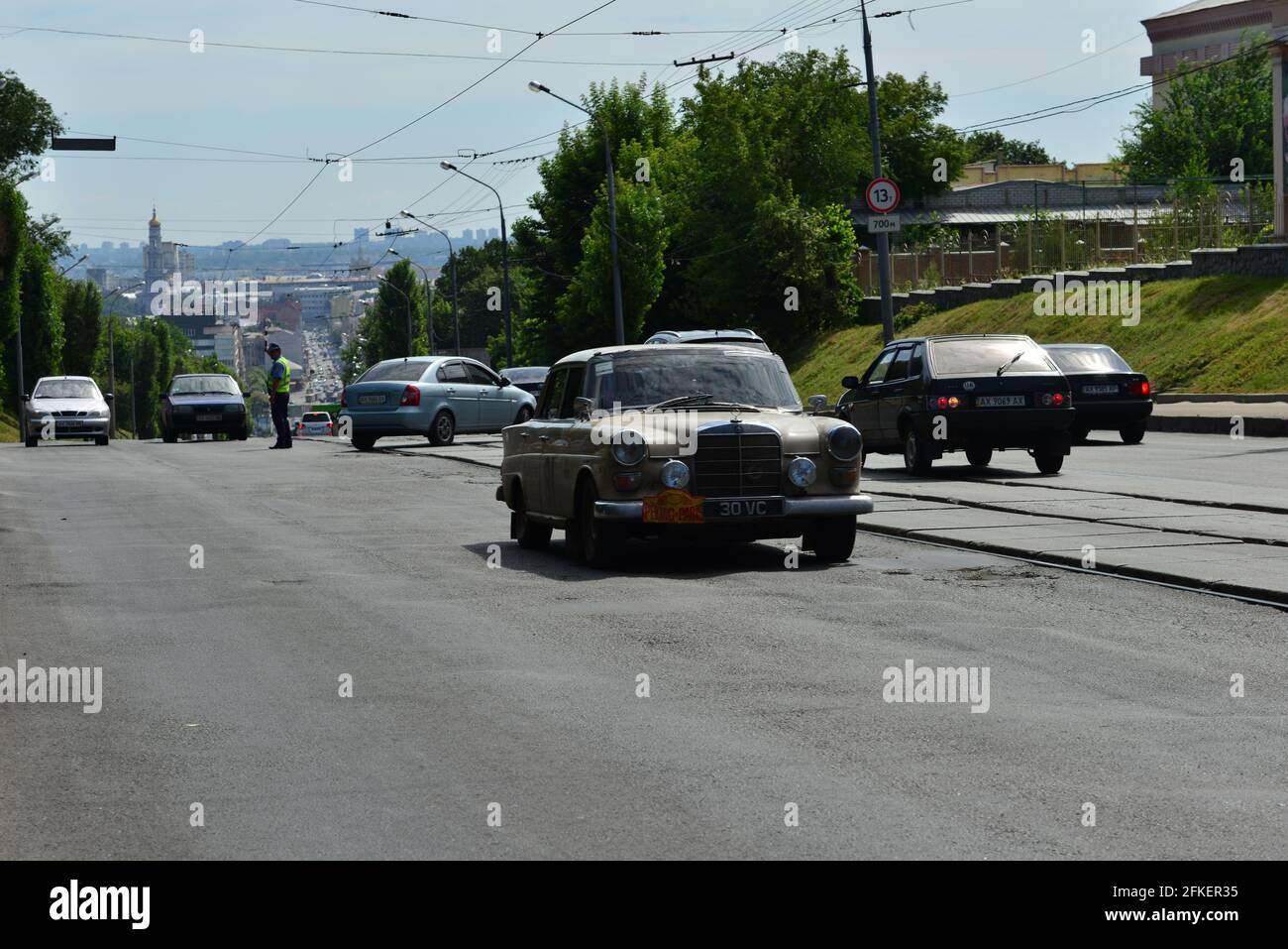 Old timers hi-res stock photography and images - Alamy