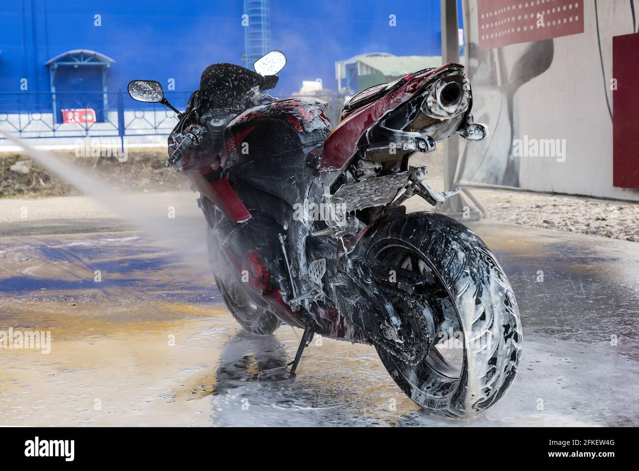 Motorcycle washing hi-res stock photography and images - Alamy