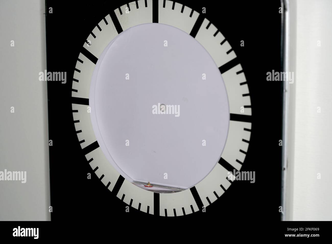 Abstract minimalistic black and white clock Stock Photo - Alamy