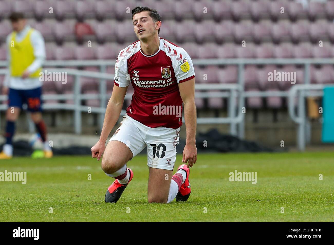 Innevitable hi-res stock photography and images - Alamy